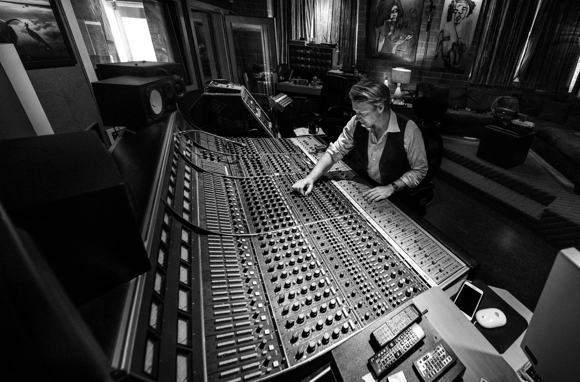 How Sonos Works With Creators to Fine-Tune the Home Sound Experience ...